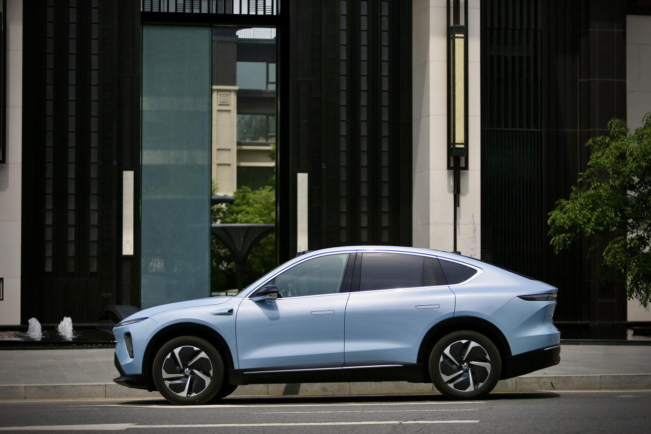 试驾体验｜EC7，“暴徒身份”的“性能怪物”_NIO APP精选 -NIO蔚来官网